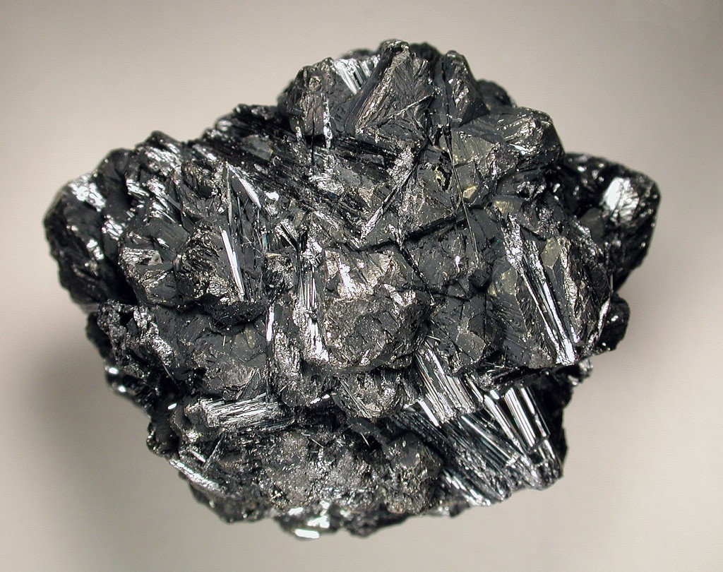 Comuccita (Jamesonite) - Rock Identifier