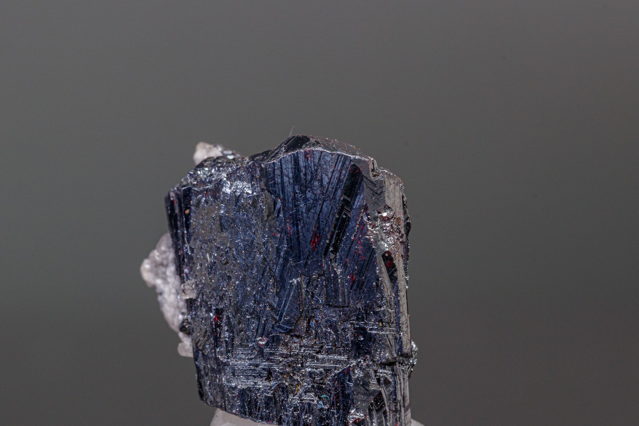 Pirargirita (Pyrargyrite) - Rock Identifier