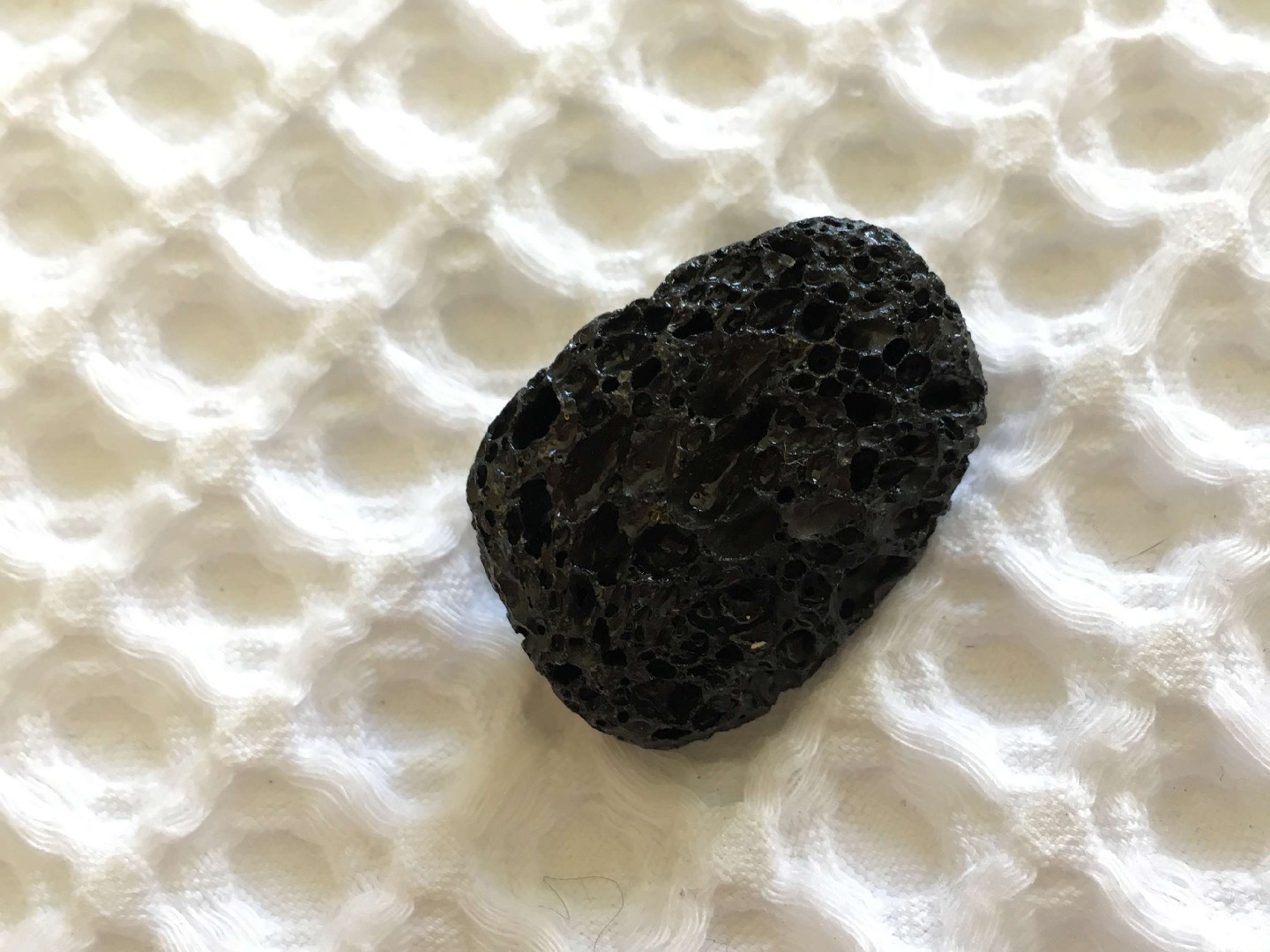 텍타이트 확인하는 방법? - Rock Identify