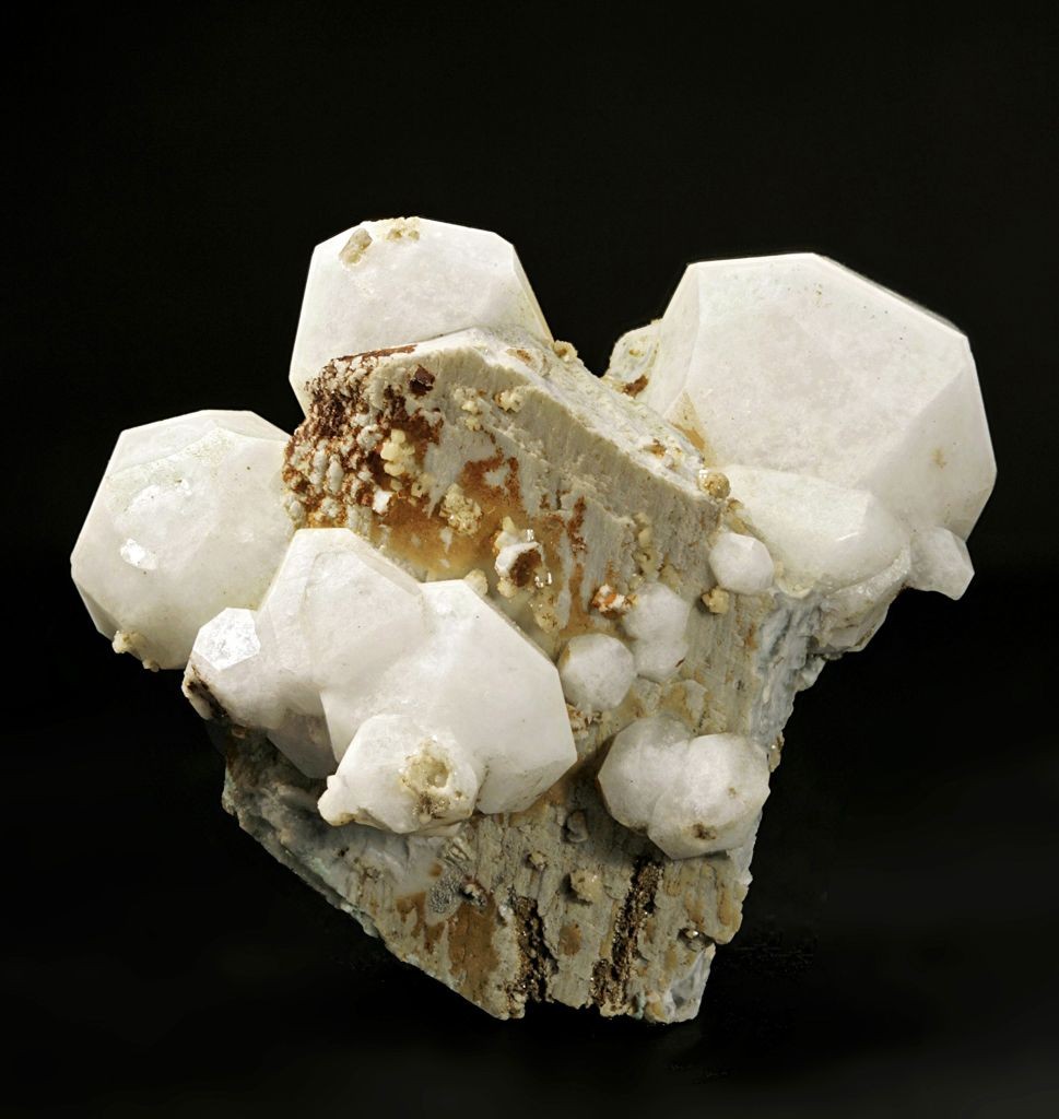 Analcima (Analcime) - Rock Identifier